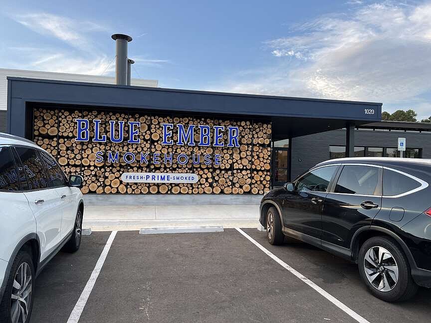 RESTAURANT REVIEW: Blue Ember’s big side items, turkey sandwiches ...