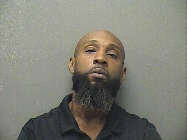 Man arrested after allegedly punching wife at bar, fleeing from police ...