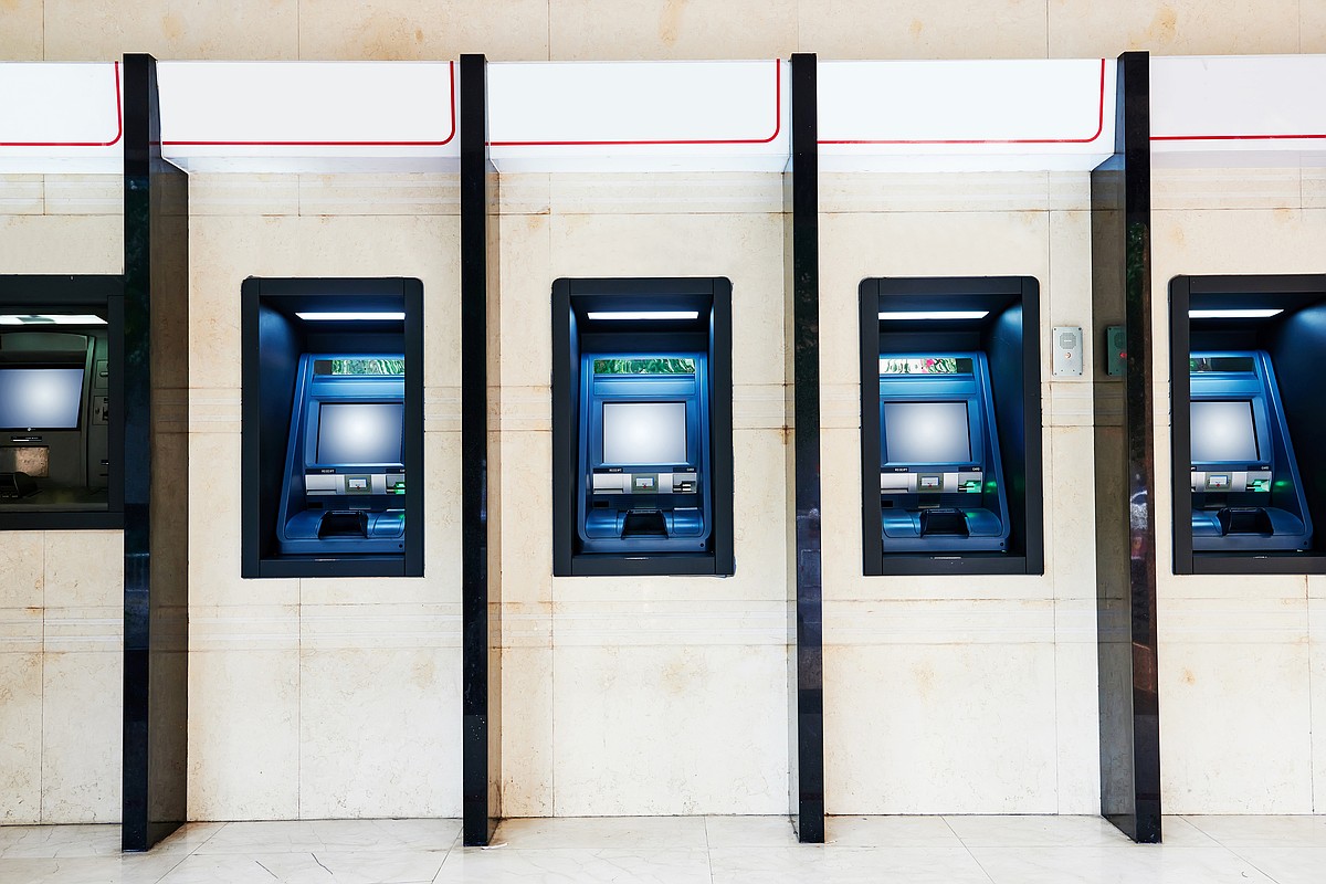 Survey: ATM fees reach 26-year high while overdraft fees inch back up ...