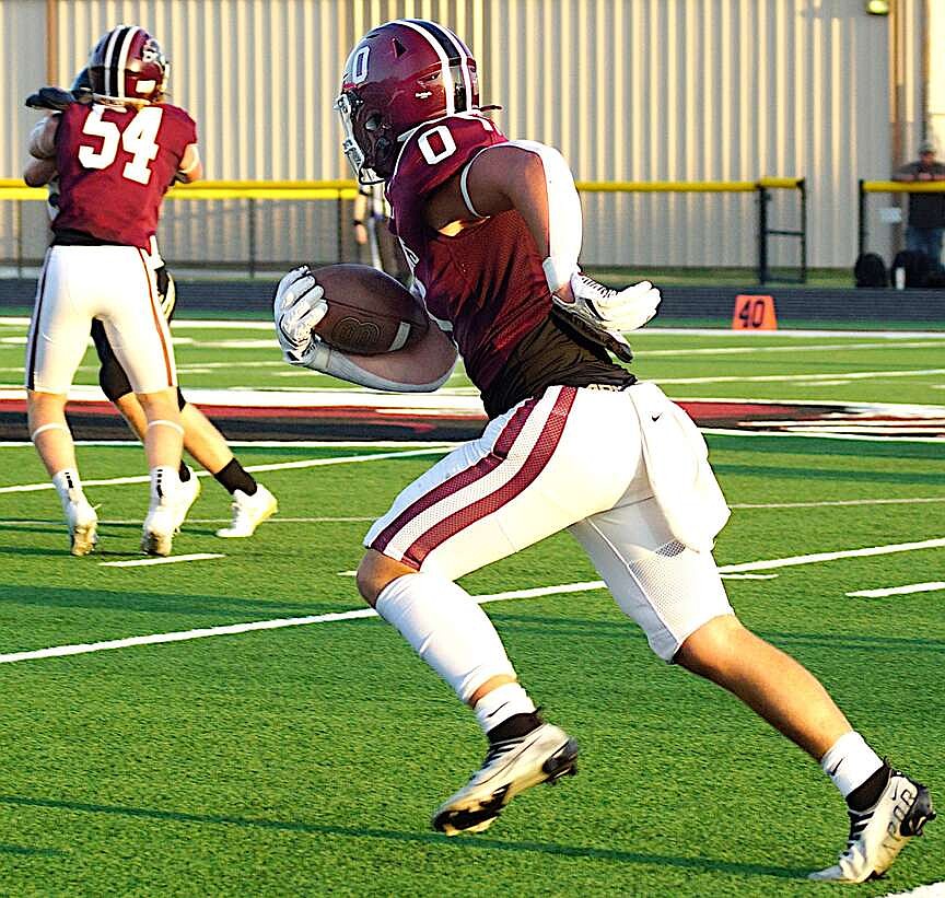 Pioneers win back and forth battle in Stilwell | Westside Eagle Observer