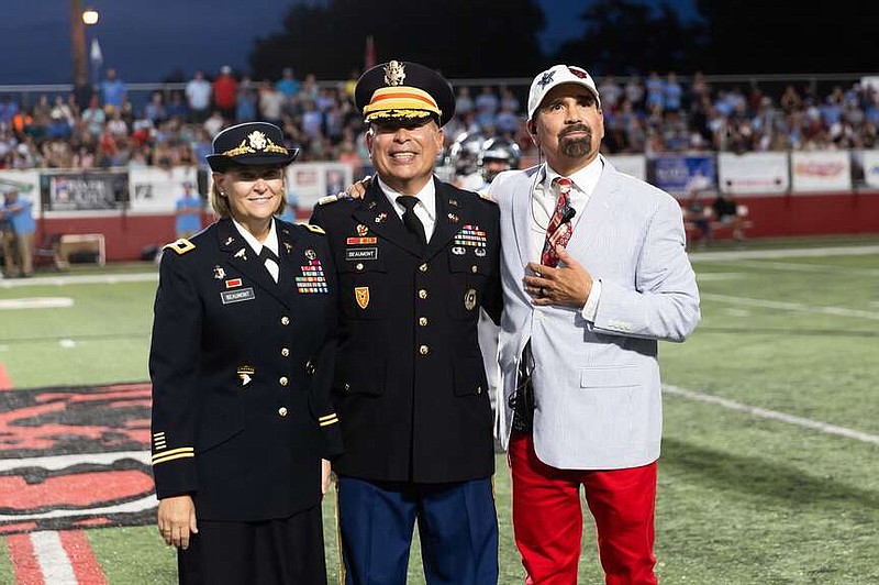 Rivalry turns into patriotic event | River Valley Democrat-Gazette