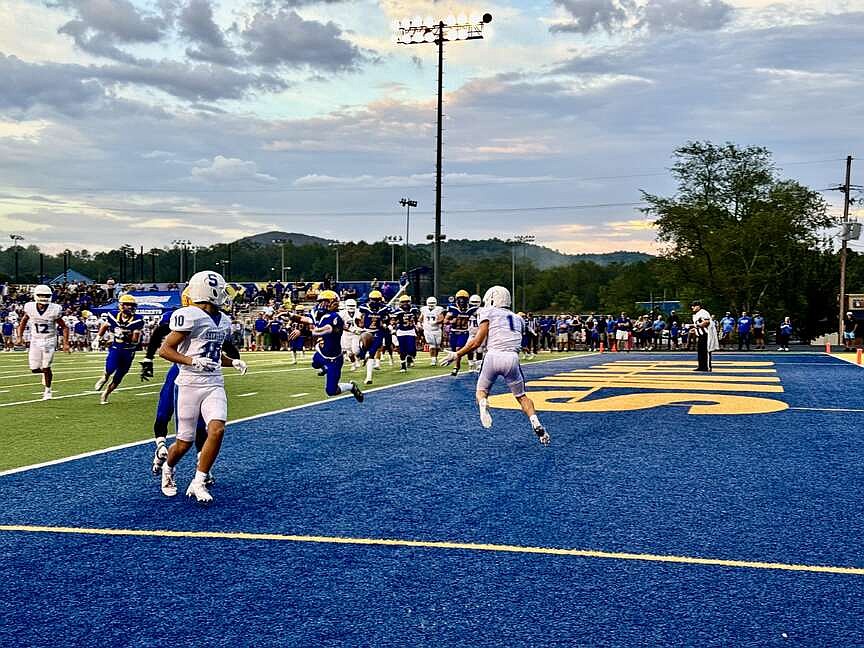 WATCH | Lakeside Rams flex to down Sheridan Yellowjackets | Hot Springs ...