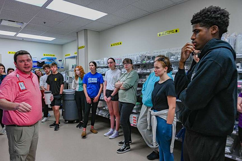 Students tour Emergency Department at St. Mary’s Hospital, seek ideas ...