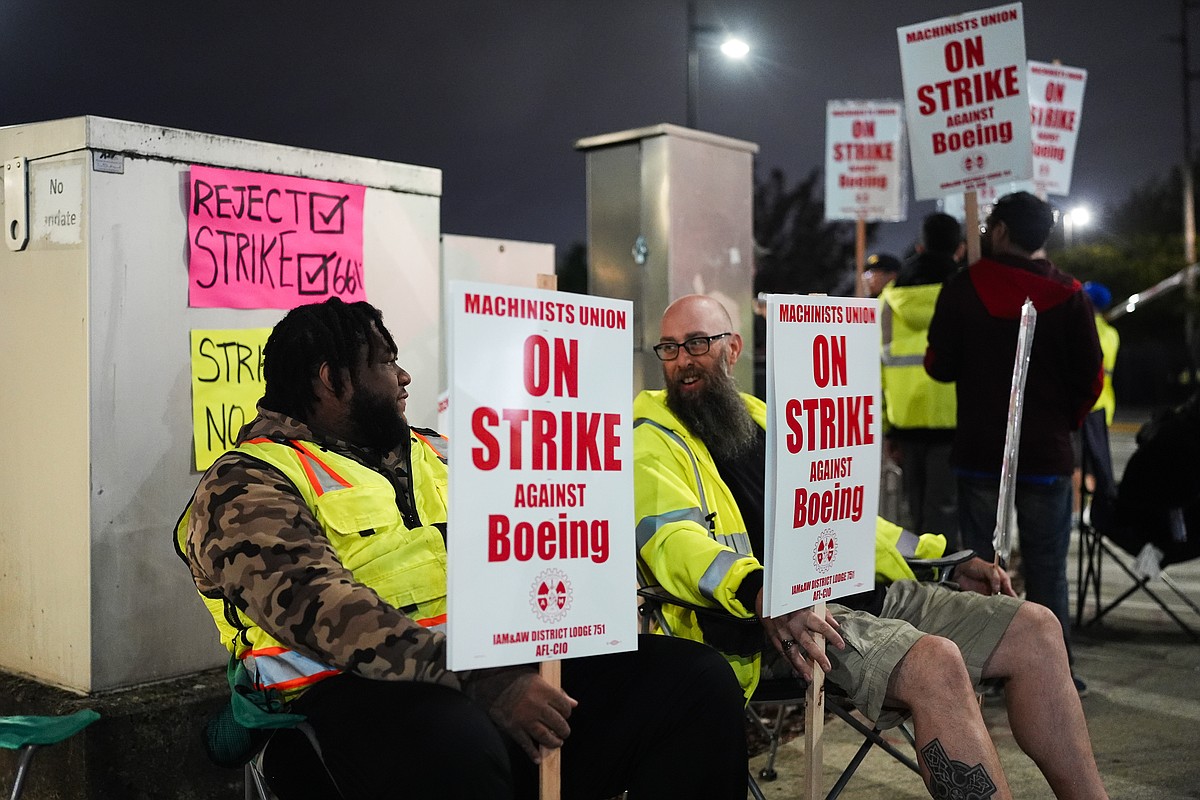 Boeing works to conserve cash as 33,000 factory workers go on strike ...