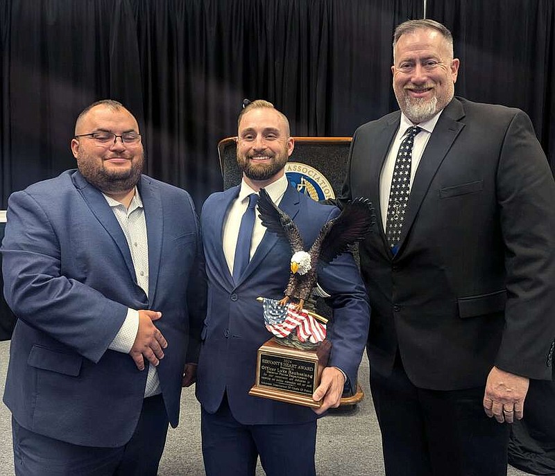 Decatur officer honored for extraordinary service | Westside Eagle Observer