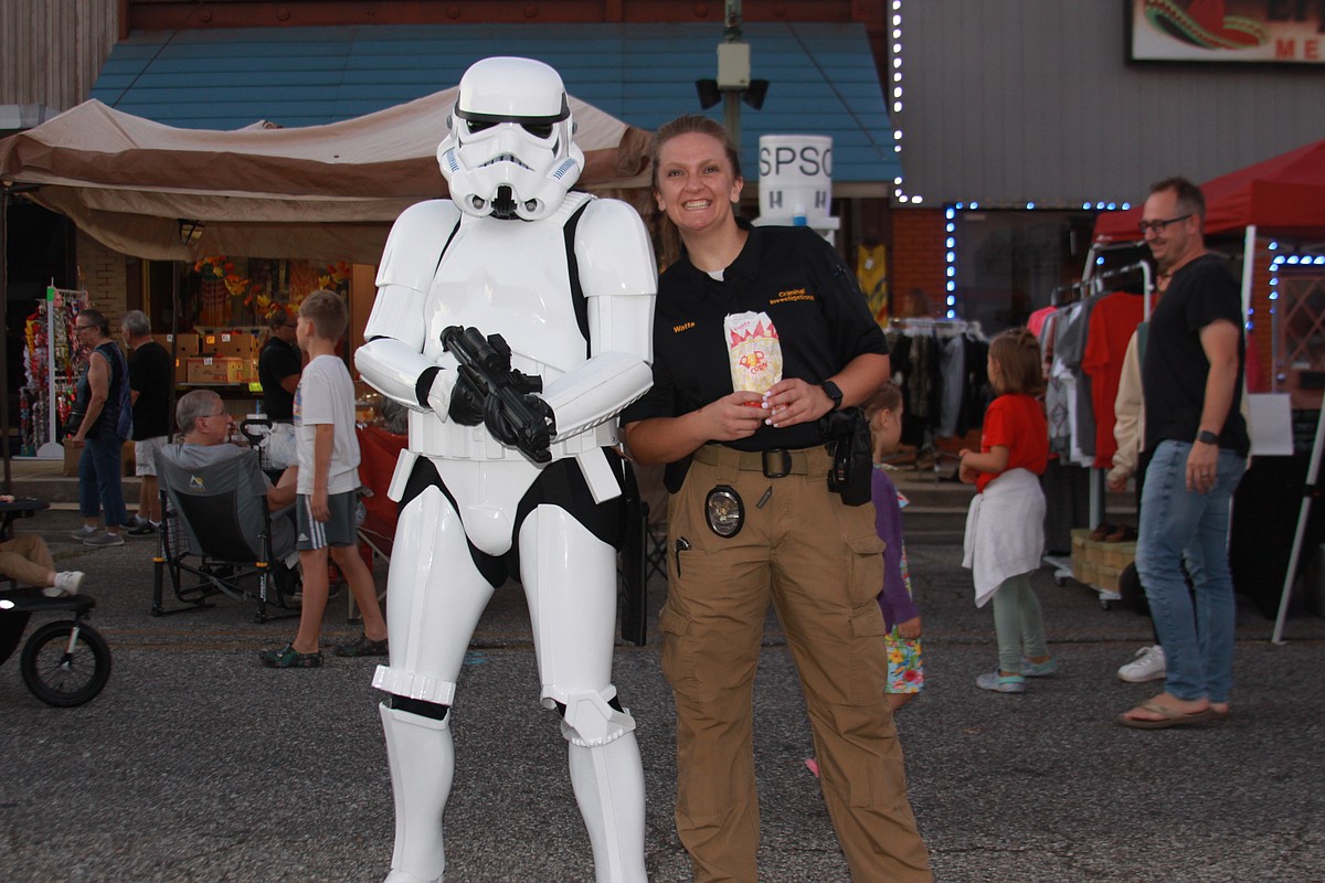 October First Friday Market featured Scarecrows, trains and a Storm ...