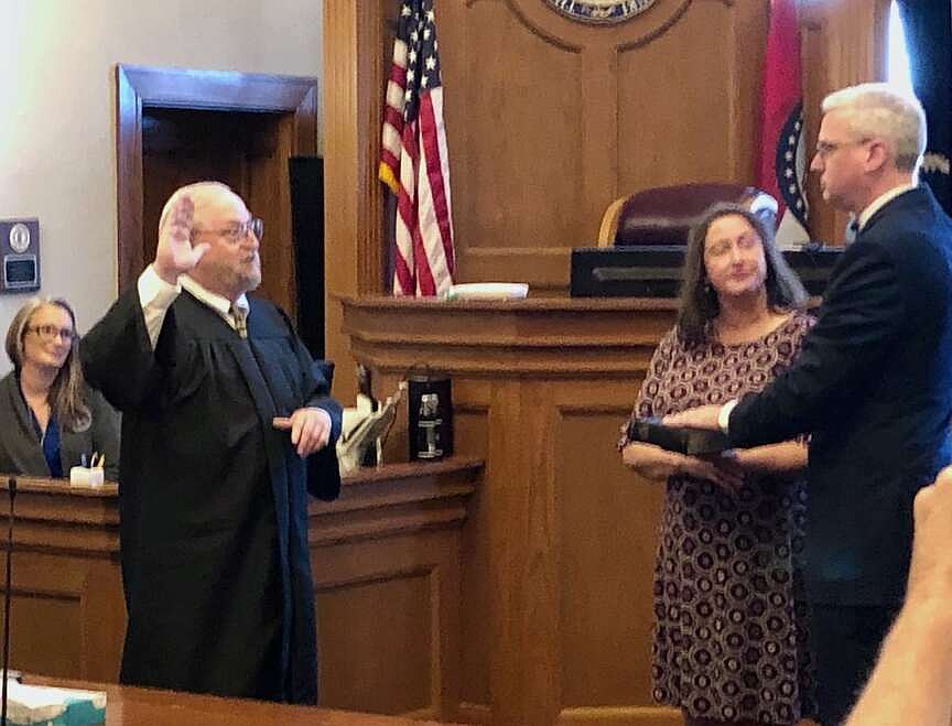 Joseph Shetler sworn in as new circuit judge | Jefferson City News Tribune