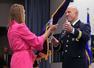Arkansas Army National Guard’s leader formally takes command ...
