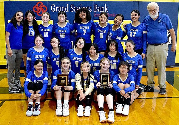 Junior high volleyball team makes Decatur sports history | Westside ...