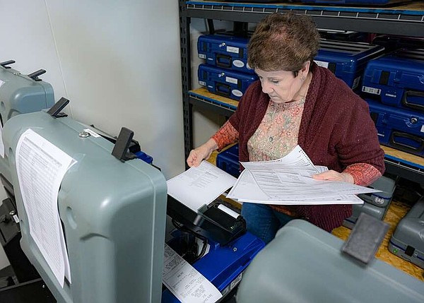 Cole County clerk predicting 75 percent turnout for election ...