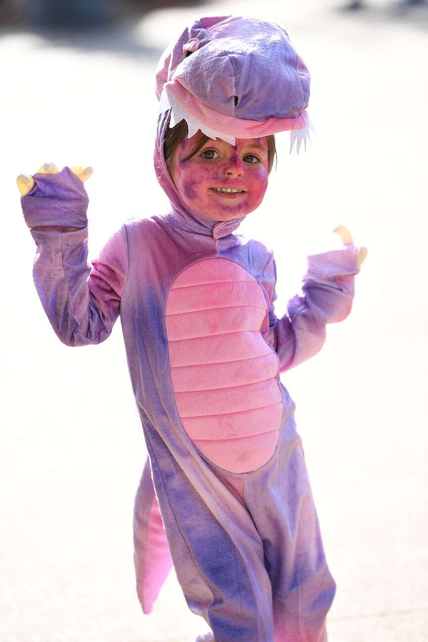 PHOTOS: Costume parade in Fayetteville | Northwest Arkansas Democrat ...