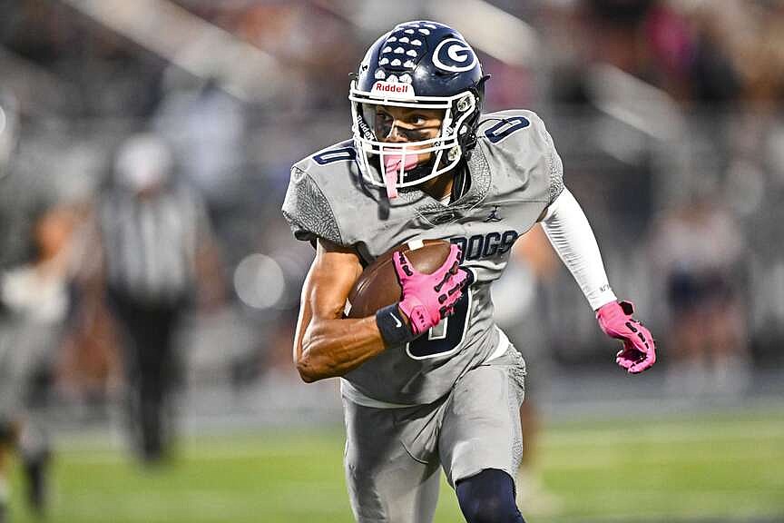 Greenwood Bulldogs mourn death of wide receiver Isaiah Arrington | The ...