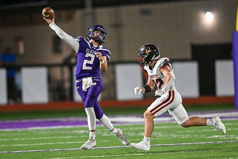 Elkins claims 4A-1 Conference’s top playoff seed with 35-21 victory ...