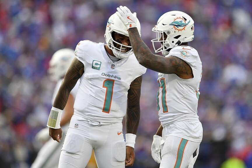 Rams look to extend winning streak, Dolphins aim to end skid Monday ...