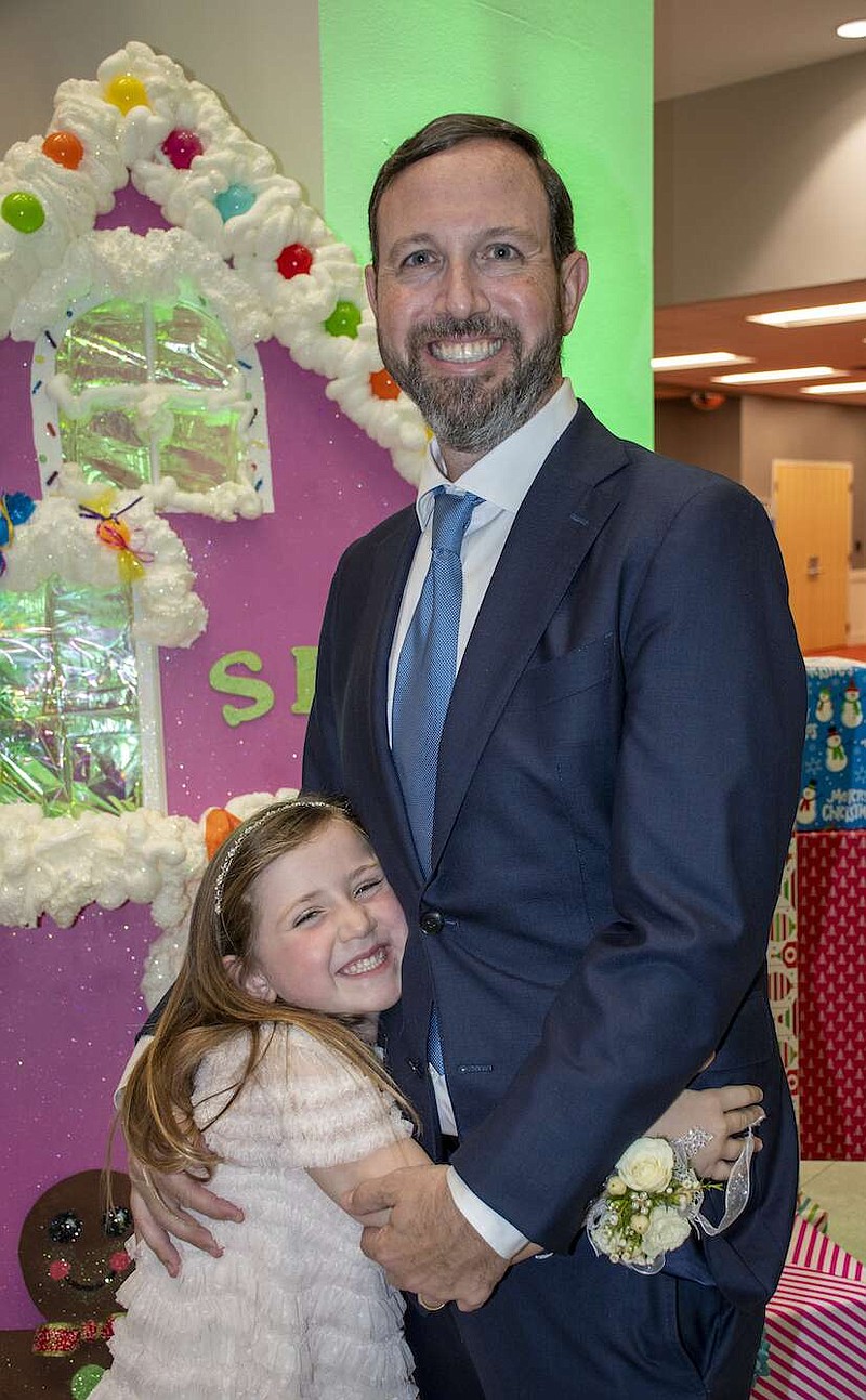 VISIONS OF SUGAR PLUMS: CARTI’s Festival of the Trees dazzles daughters ...