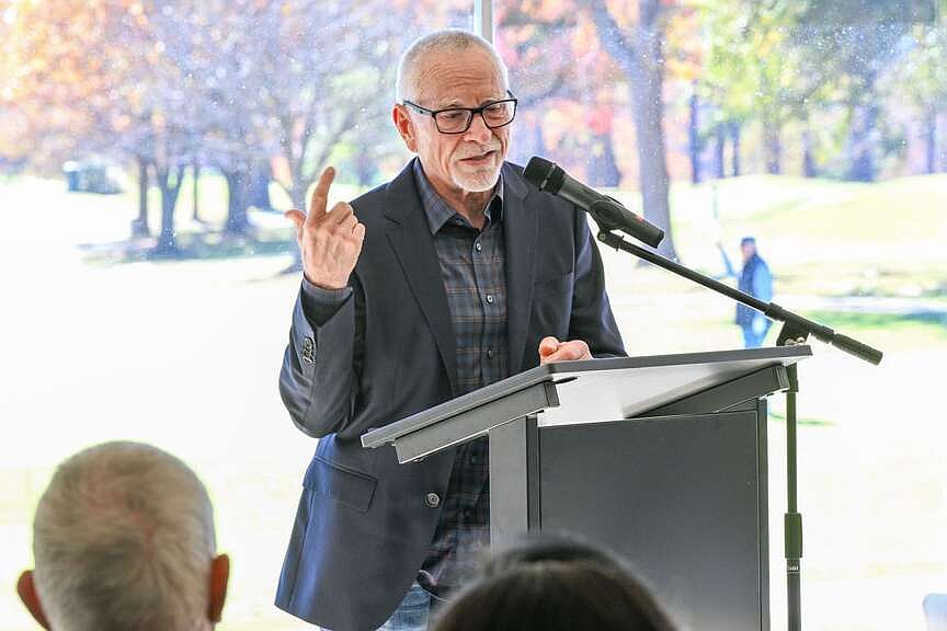 PHOTOS: Arkansas NASCAR legend Mark Martin speaks in Fayetteville ...