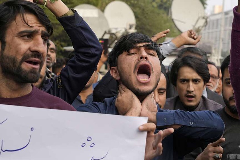 Fighting between Sunni, Shiite groups in Pakistan kills at least 37 ...