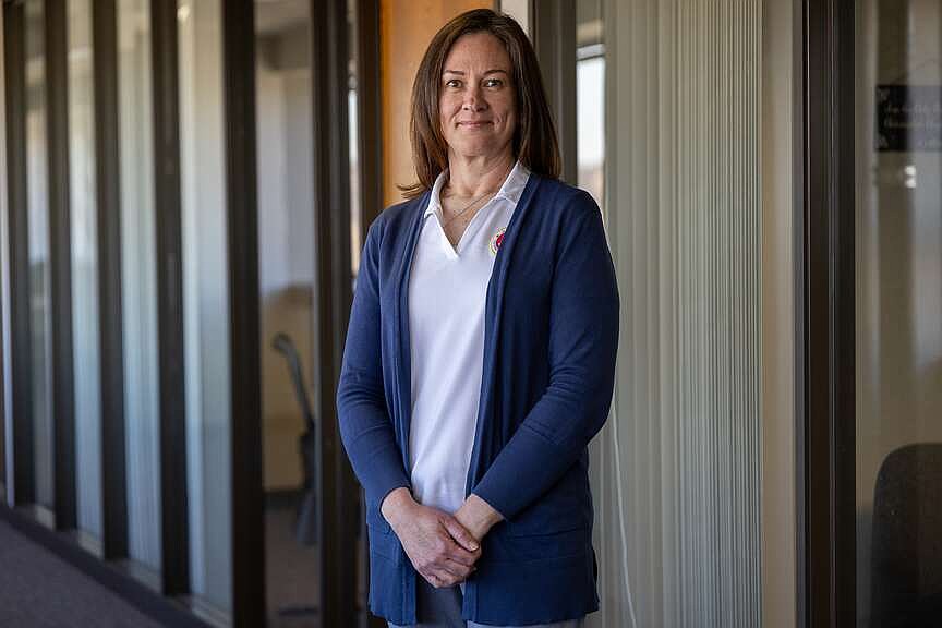 Former social worker, Marine takes aim at reducing veteran suicides ...