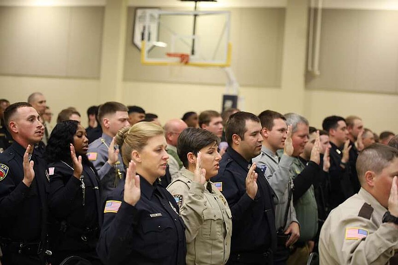 Sheriff gives address to law enforcement academy graduates | Pine Bluff ...