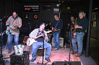 Fonky Donkey wraps up 2024 at RJ’s | Pine Bluff Commercial News