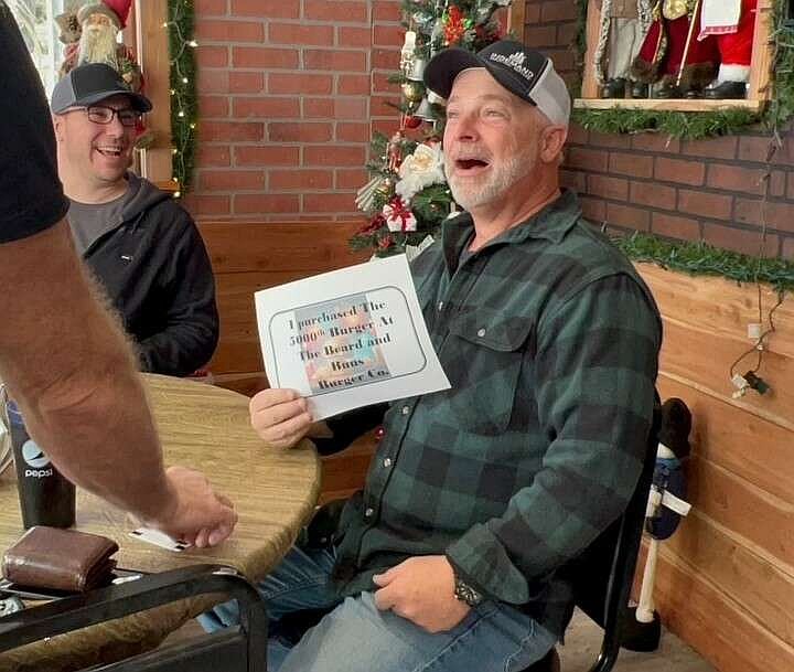 Beard and Buns Burger Co. sells burger number 5,000 | Camden News