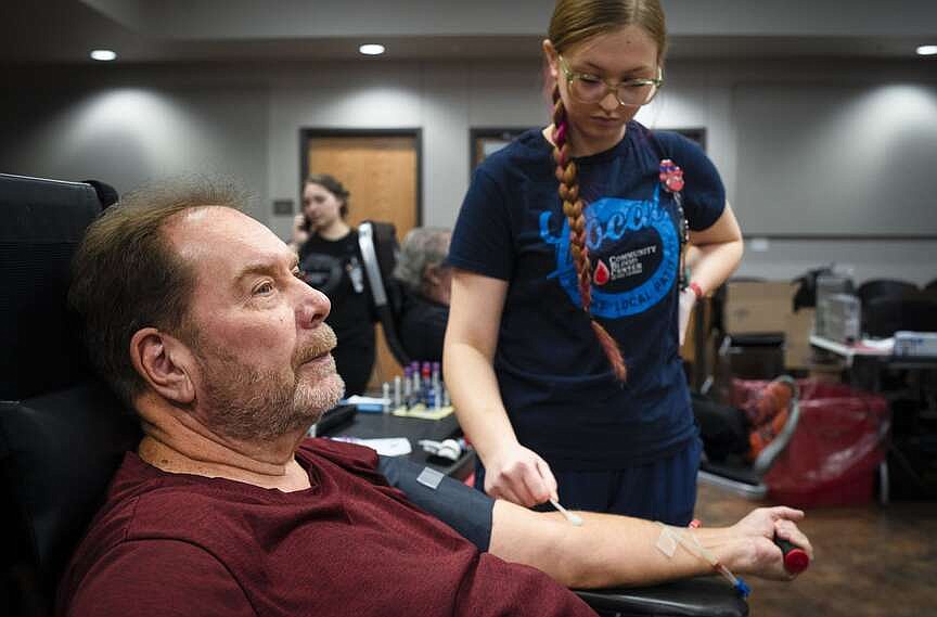 Groups aim to encourage blood donations around holidays in Northwest ...