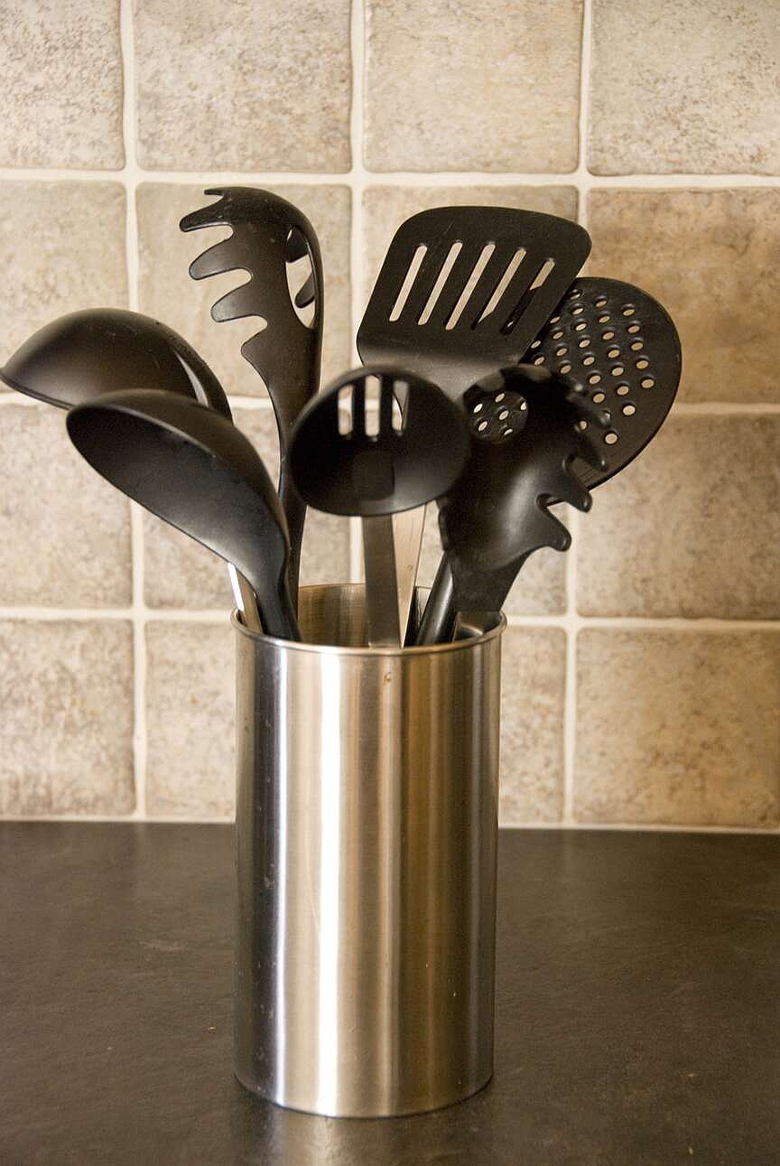 Black plastic kitchen utensils not so toxic after all | Jefferson City ...