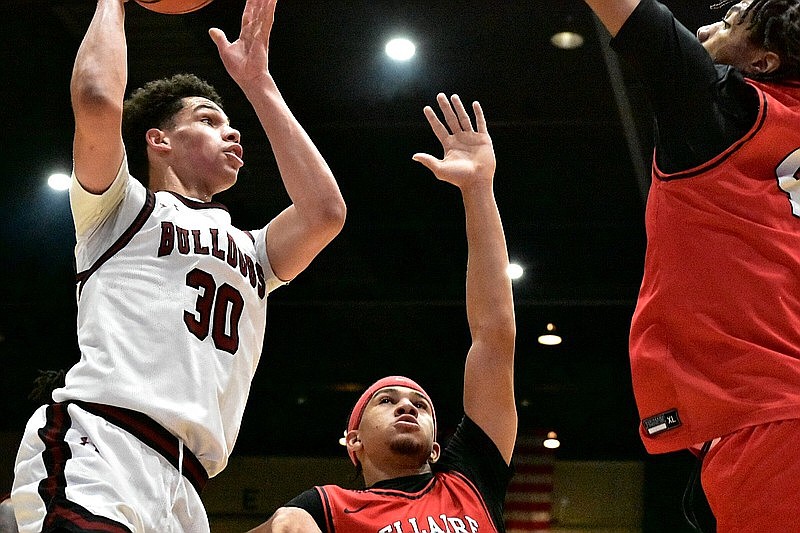 Isaiah Sealy puts ribbon on Springdale's title | Magnolia Banner News