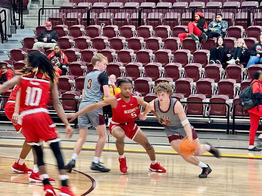 WATCH | Zane Pennington joins Lake Hamilton Wolves’ 1,000-point club ...