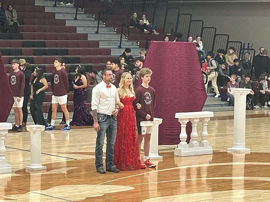 Lincoln crowns 2025 Colors Day queen | The Washington County Enterprise ...