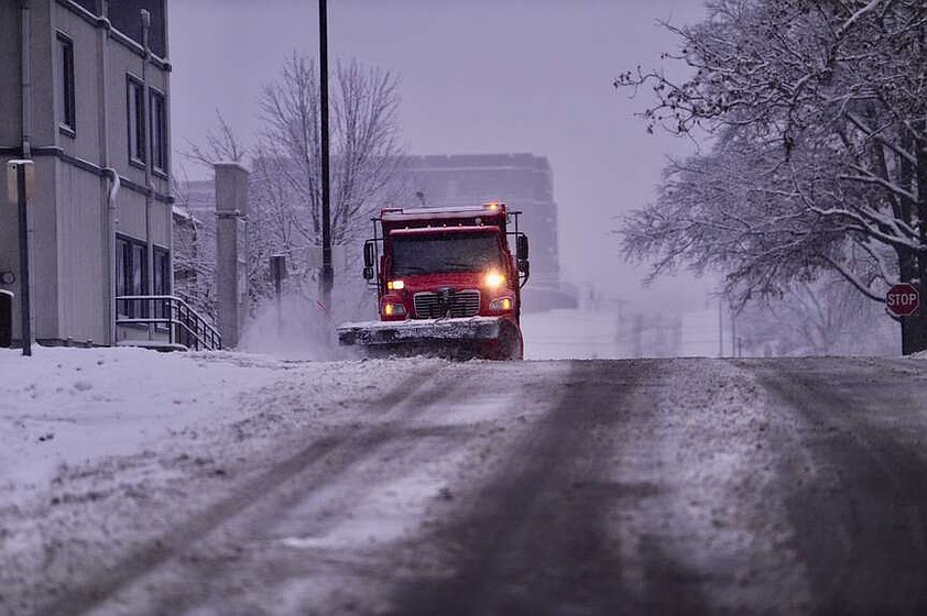 ‘Stay home’: First responders preparing for winter storm response ...