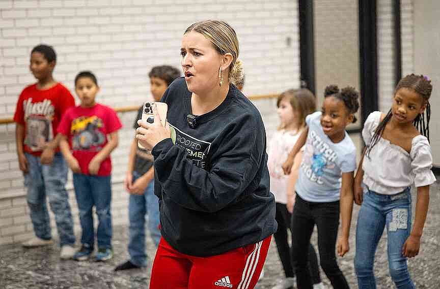 WATCH | Grooving at Harmony Leadership | Texarkana Gazette