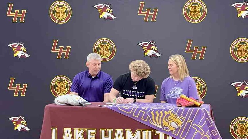 WATCH | Lake Hamilton Wolves’ Chris Chancellor signs with Ouachita ...