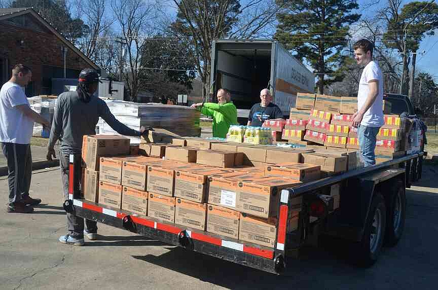 Arkansans come to aid of unpaid employees | Pine Bluff Commercial News