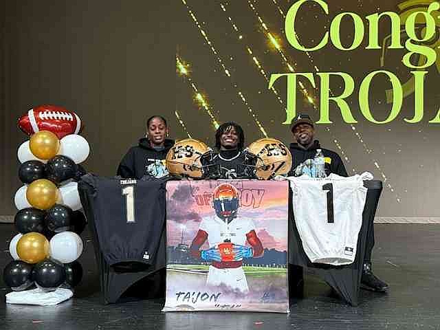 WATCH | Hot Springs’ TJ Ellis signs to play football with Lyon College ...