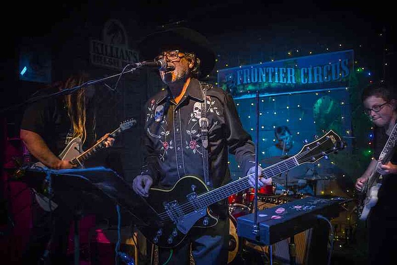 LIVE MUSIC IN ARKANSAS: White Water Tavern the Big Top for Danny Grace ...