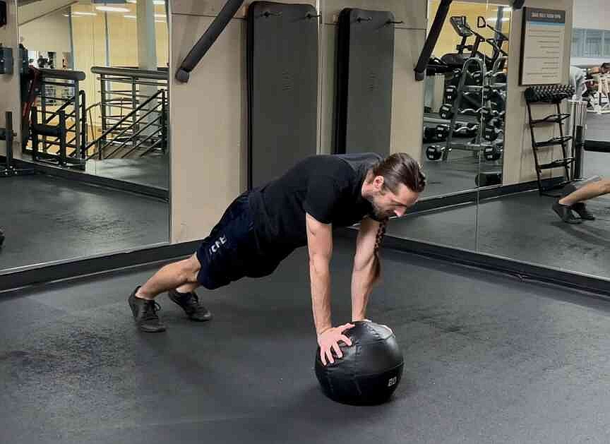 MASTER CLASS: Muscle contraction exercise helps build endurance ...