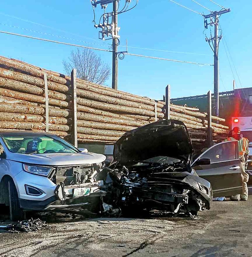 Wreck at Airport Road, expressway injures 1, snarls morning traffic ...