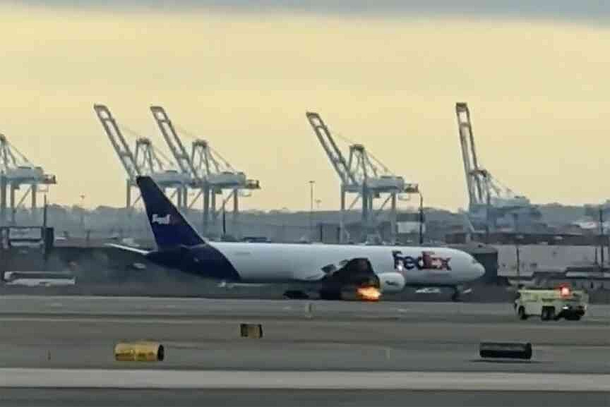 In New Jersey, FedEx cargo plane makes emergency landing after bird ...