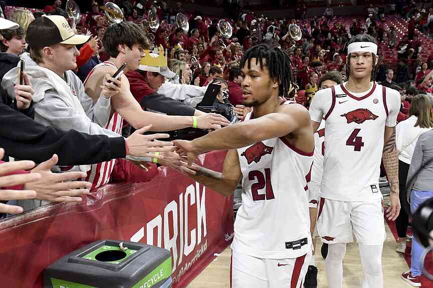 Razorbacks beat No. 25 Mississippi State by 1 in frantic finish | Hot ...
