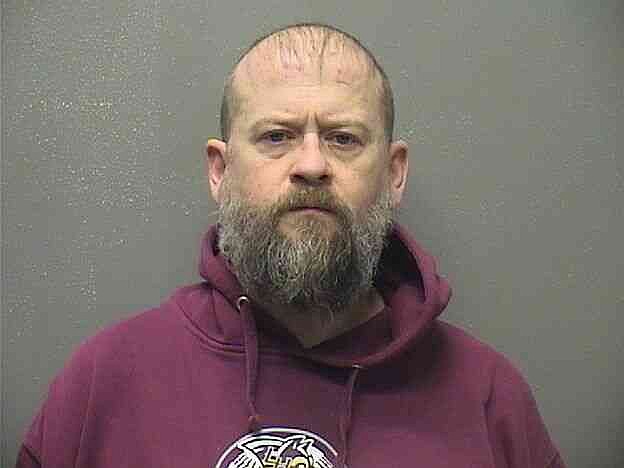 Royal man allegedly threatens roommate, other man with gun | Hot ...