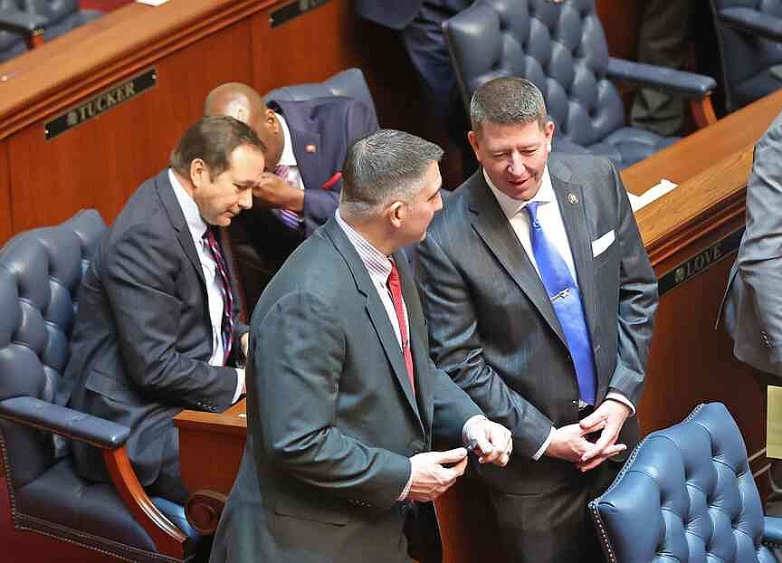 Arkansas Senate approves bill restricting ESG investment, heads to ...