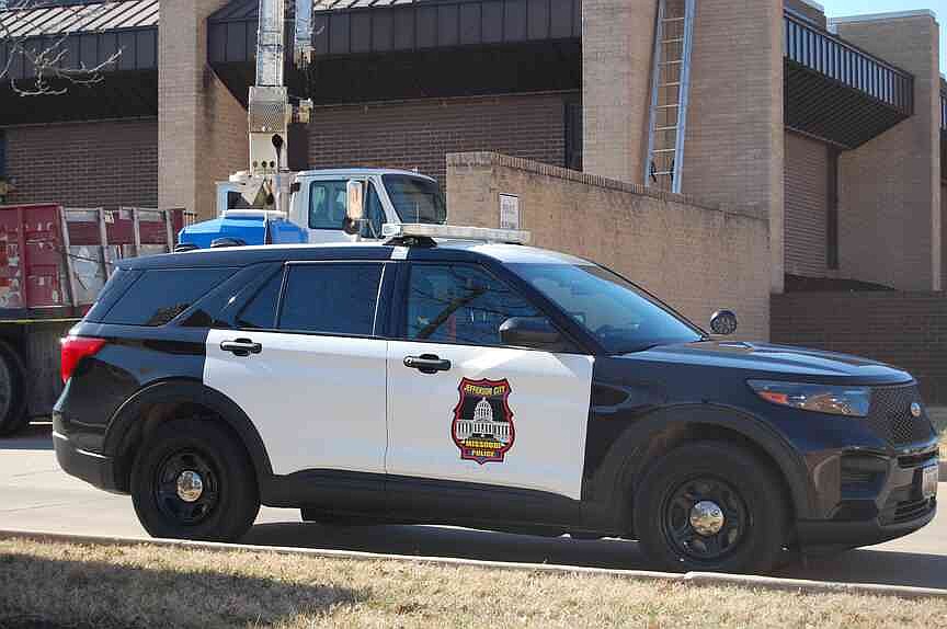 Jefferson City Police Department reduces officer vacancies with new ...