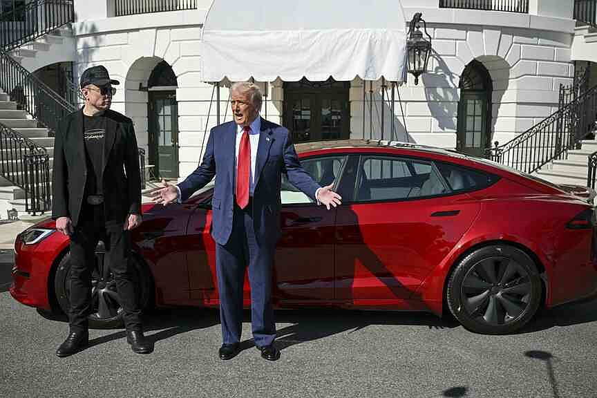 Trump shows off new Tesla car | The Arkansas Democrat-Gazette ...