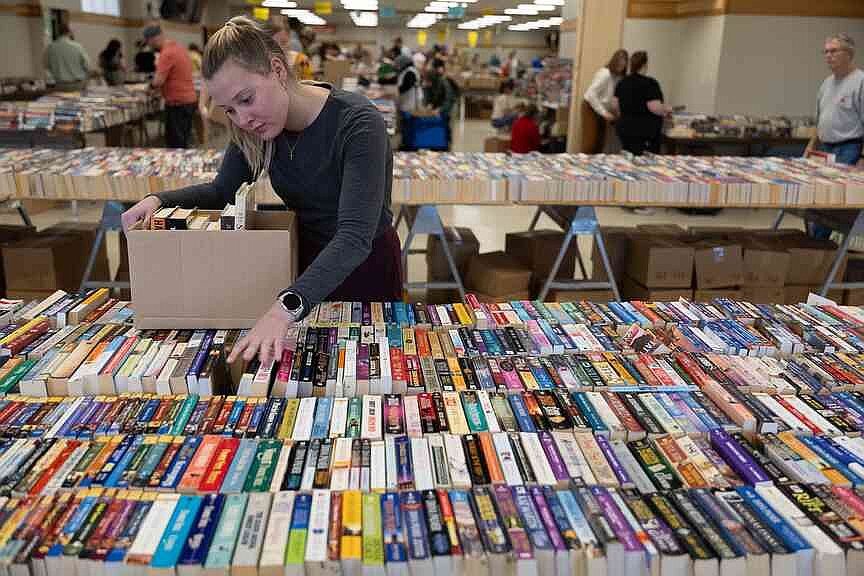 MRRL kicks off annual book sale | Jefferson City News Tribune
