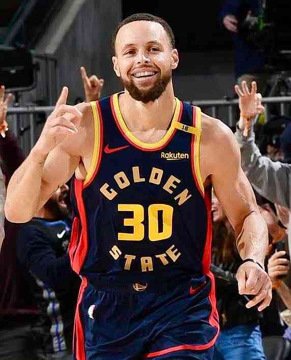 Warriors’ Curry first player in NBA history to make 4,000 3-pointers | Magnolia Banner News