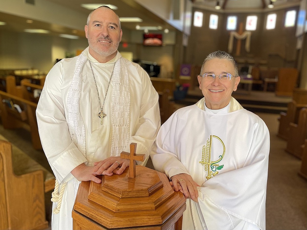 Forging closer ties: Methodists, Episcopalians sharing church building ...