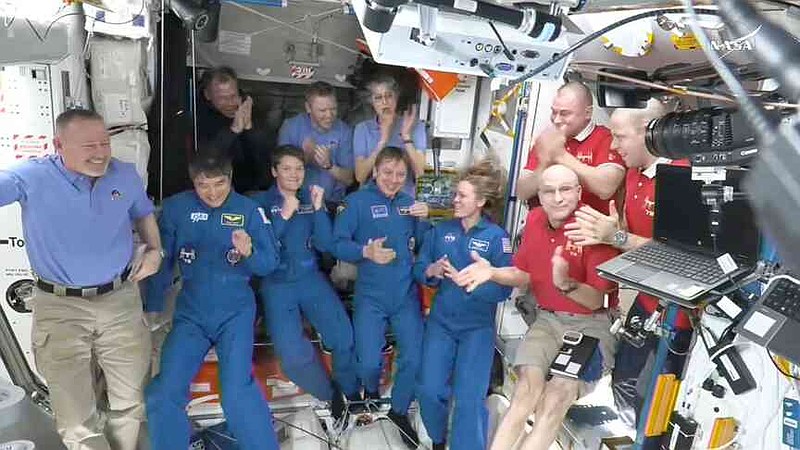 2 stuck NASA astronauts head home | Northwest Arkansas Democrat-Gazette