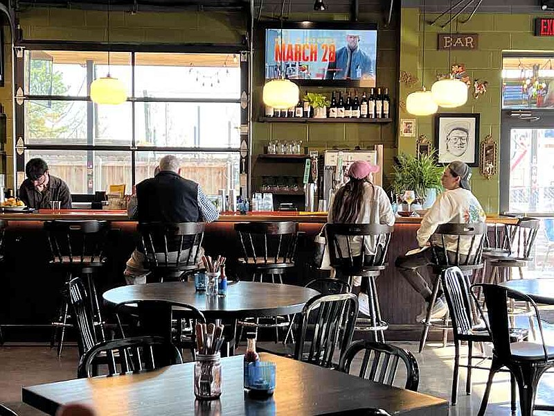 FIRST BITES | OPINION: Two new pizzerias vie for upper crust status ...