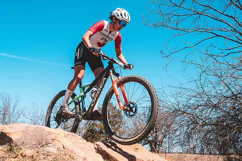 Blevins, Jackson win elite cross country races at U.S. Pro Cup cycling ...